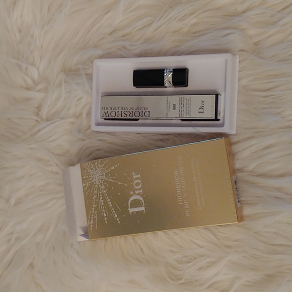 Dior | Makeup | Hp Firm Nwt Dior Diorshow Pump Volume Hd Holiday ...